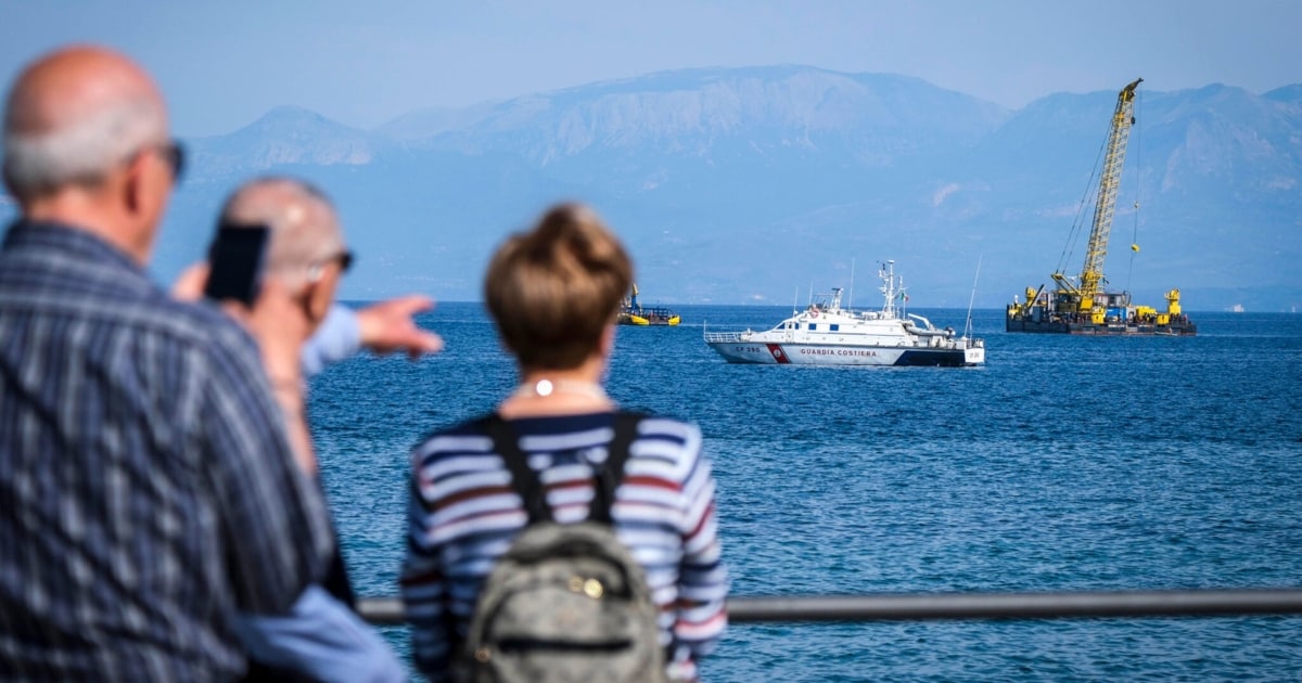 Witwe zahlt Millionen - Komplizierte Bergung der „Bayesian“ hat begonnen | krone.at