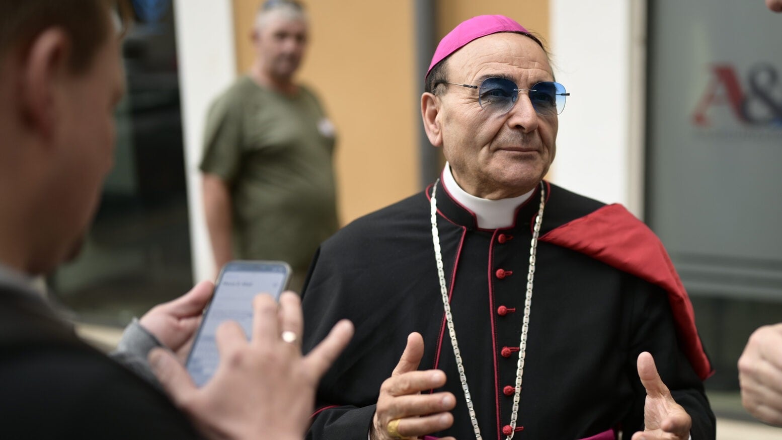 Jubel um Leo XIV. - Römer heißen ihren „Papa americano“ willkommen ...