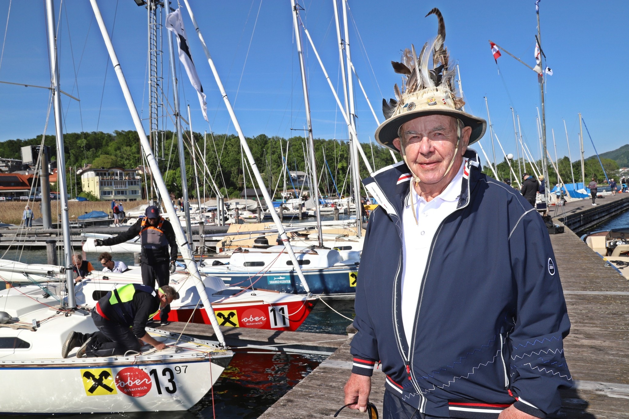 Auf „seinem“ See: - 87-Jähriger jagt bei seiner letzten WM die Top-10 ...