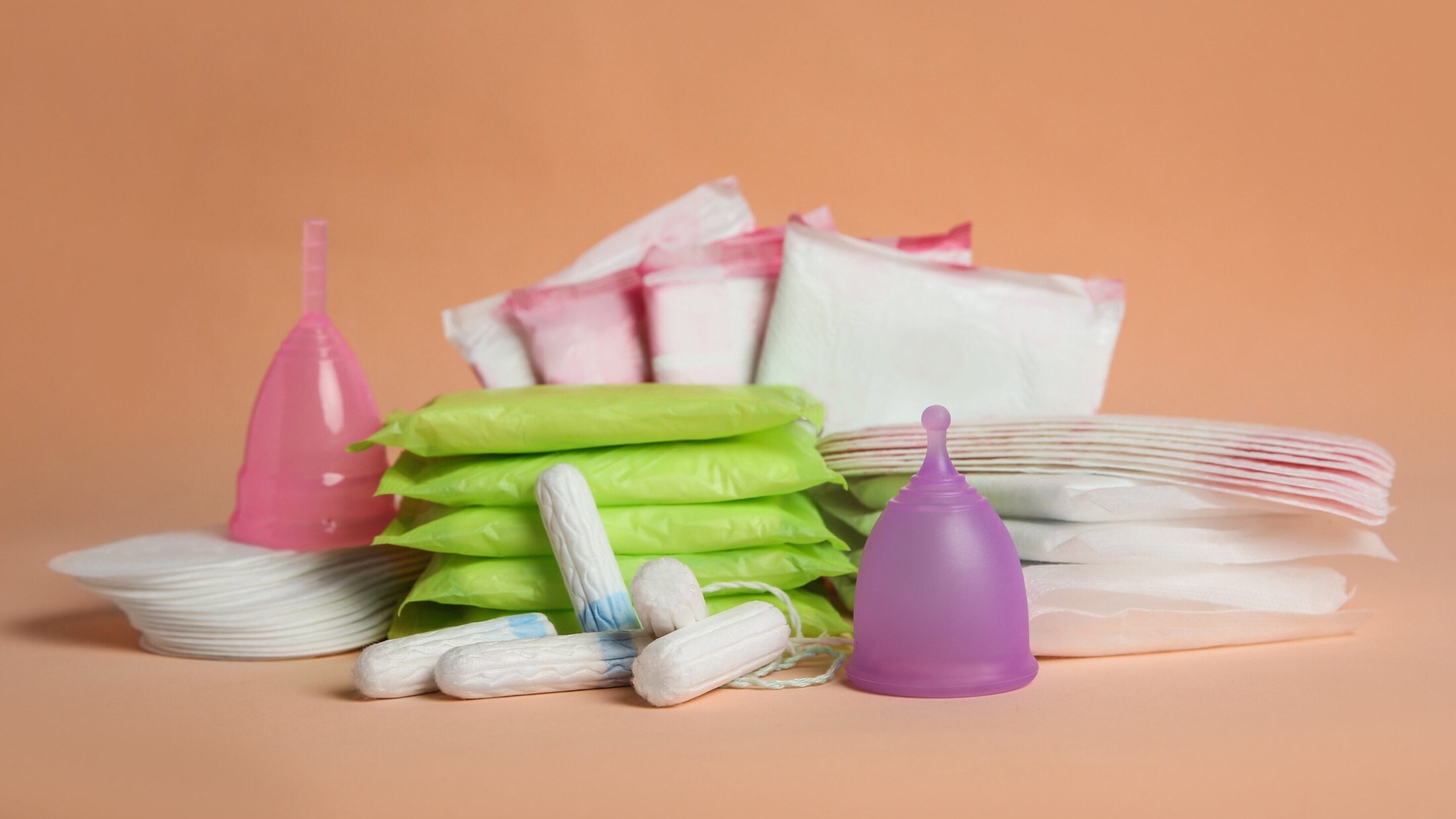 „Tabuthema“ Periode - Gratis Tampons und Binden an Schulen und Unis ...