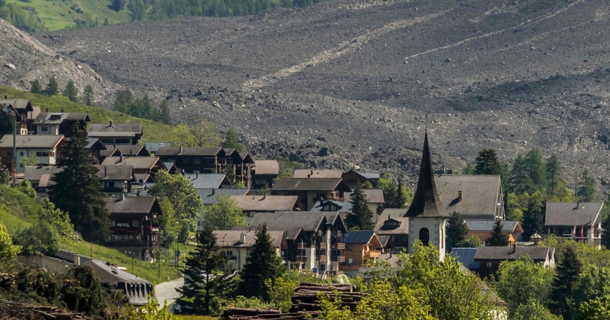 Bangen in der Schweiz - Weitere Häuser nach Gletscherabbruch geräumt ...