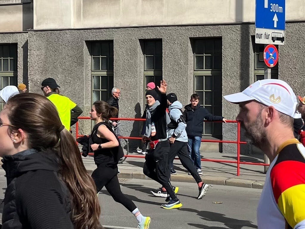 Weil Krebs siegte - Lauf als Widmung & Abschied an verstorbene Mama ...