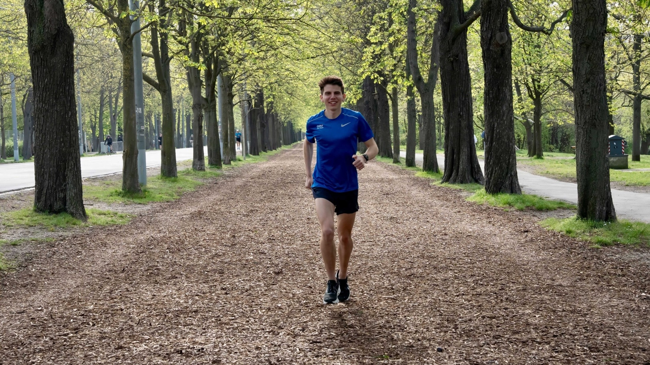 Premiere in Wien - Aaron Gruen läuft erstmal den Vienna City Marathon ...