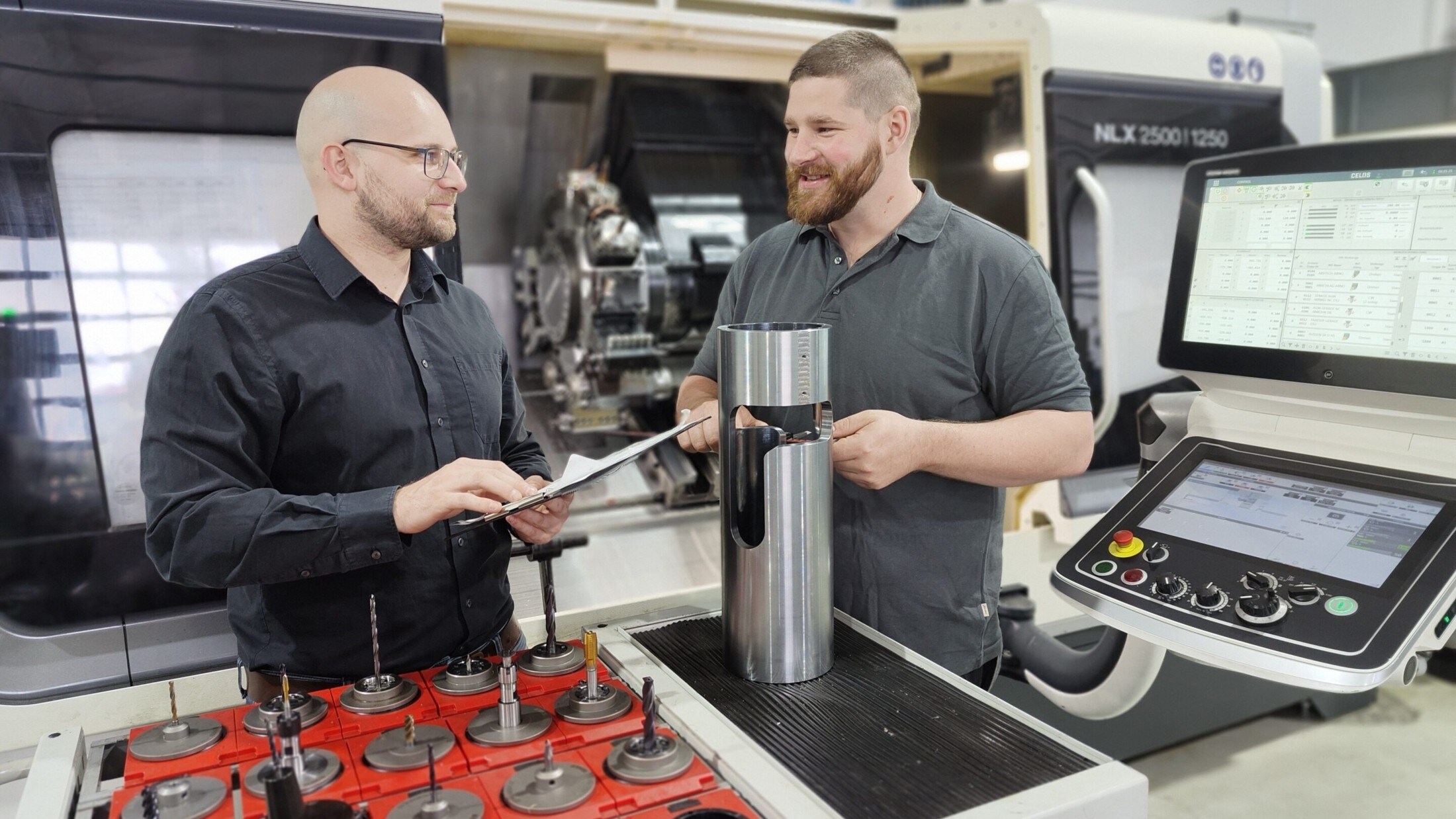 Mit Hirn, Herz & Hand - Maschinenbaubetrieb eXum setzt auf echte Macher ...