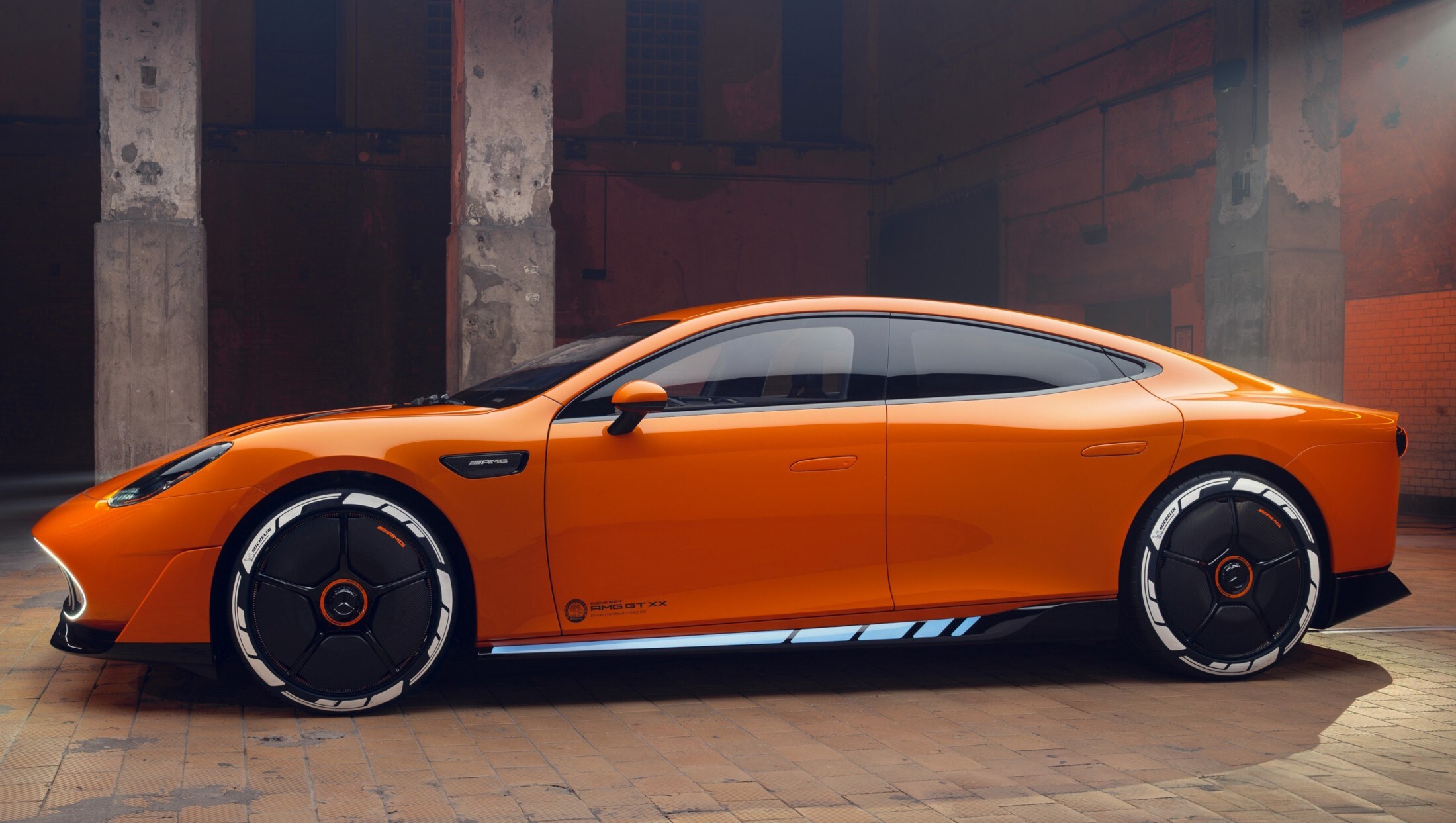 Über 1000 kW und km - AMG Concept GT XX: Mercedes-Zukunft ist sportlich ...