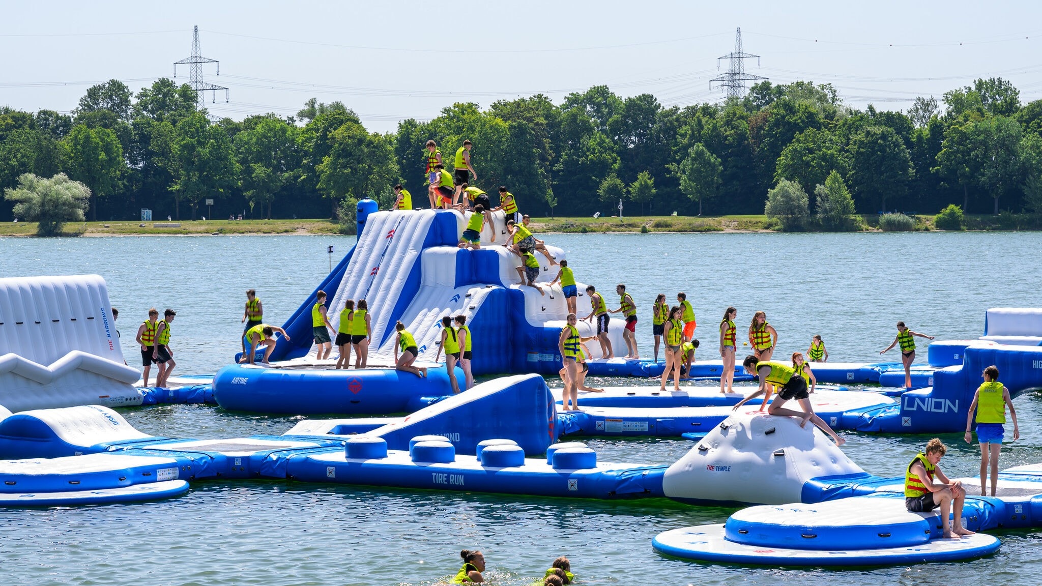 Wasser-Spielplatz - Was den neuen Aquapark zum Sommerhit macht | krone.at