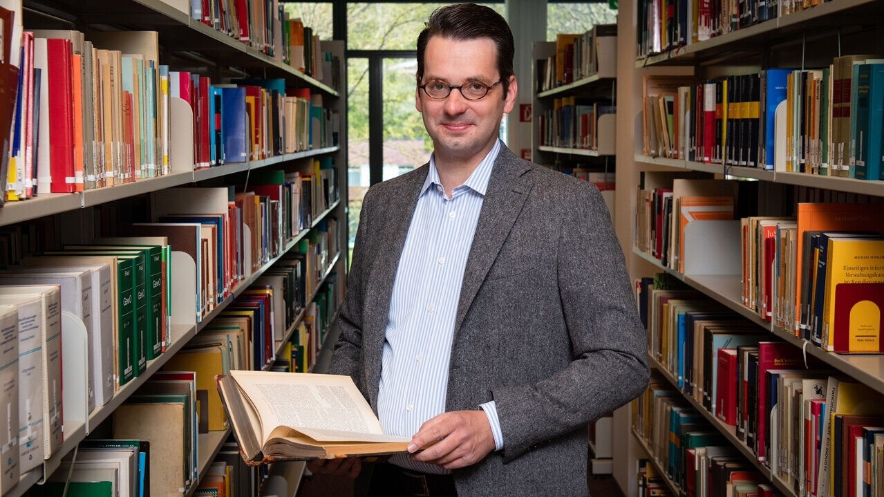 Verfassungswidrig - Gutachter: „NS-Straßen müssen umbenannt werden ...