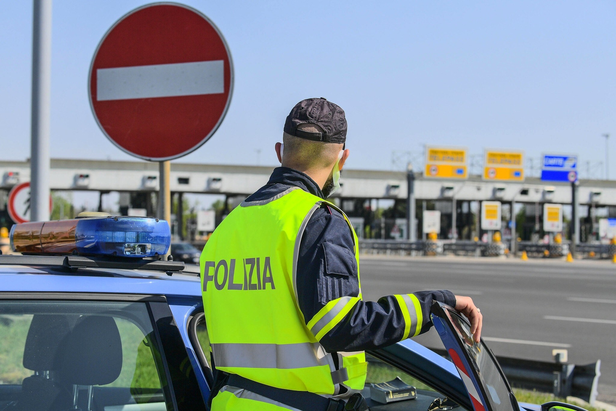 Alexannlp they bring beautiful Latino girls to the area.