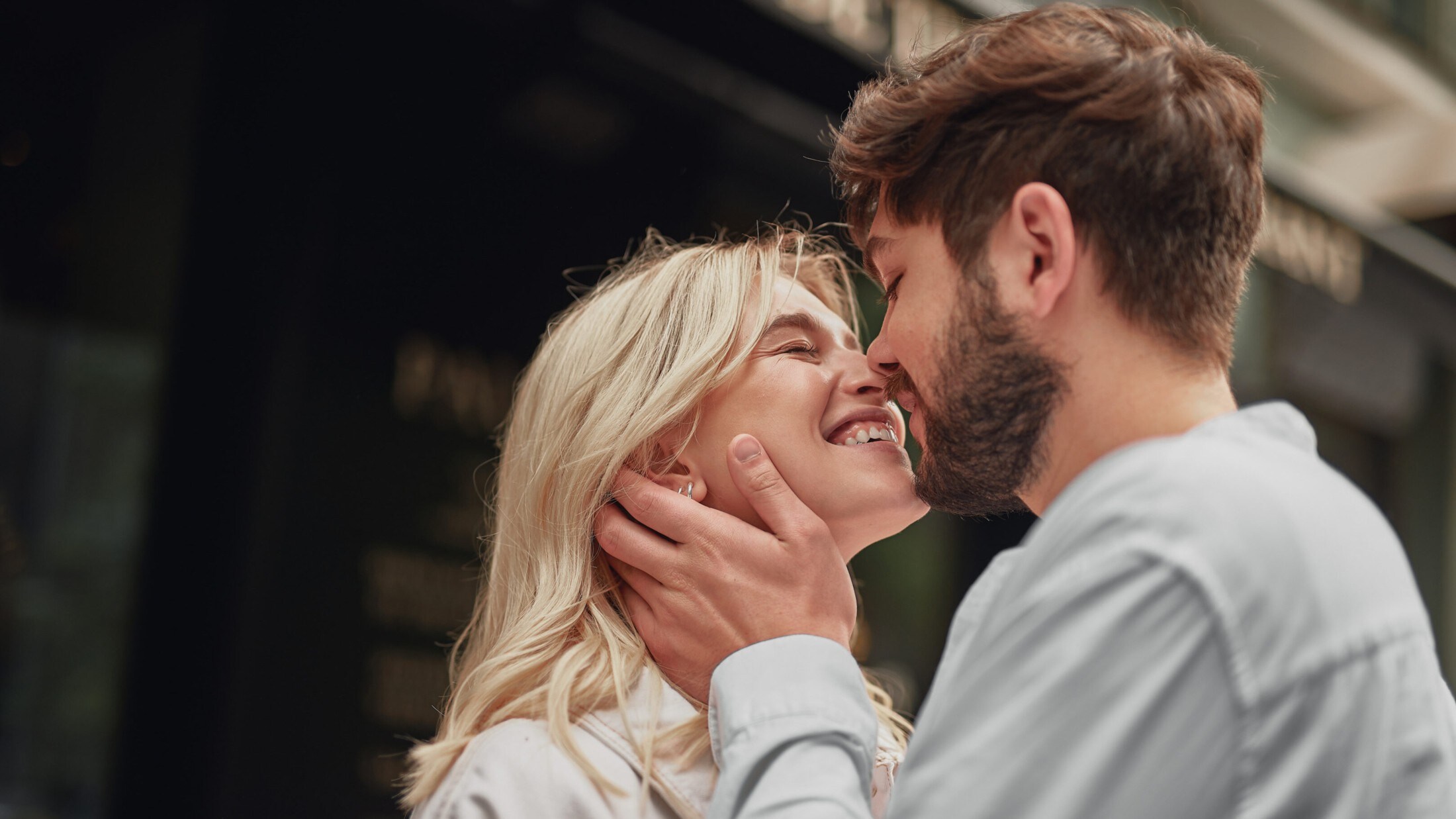 Tag des Kusses - Was ein Bussi für Glück und Gesundheit bewirkt | krone.at