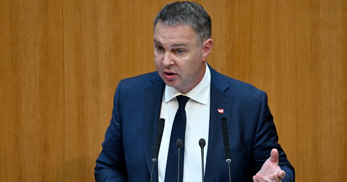 Bokep barat twitter she is a pawg who possesses big bosom.