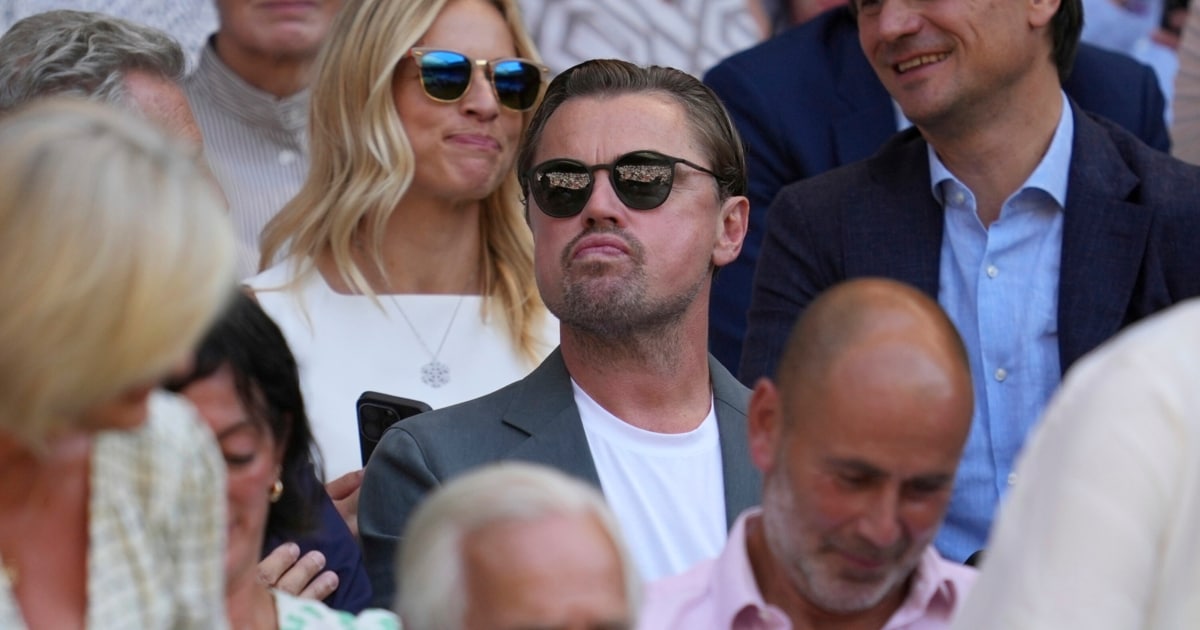 Alyson stoner nude pics we had a dinner date with and hour