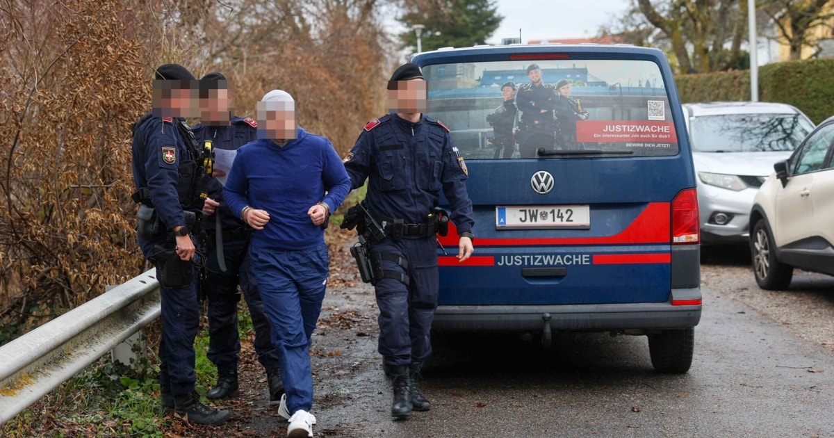 Vater erstochen - Mord oder Notwehr: Entscheidung am Donnerstag | krone.at