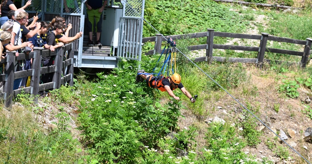 „Grenzgeniale“ Idee - Mit dem Bus zur längsten Zipline Sloweniens ...