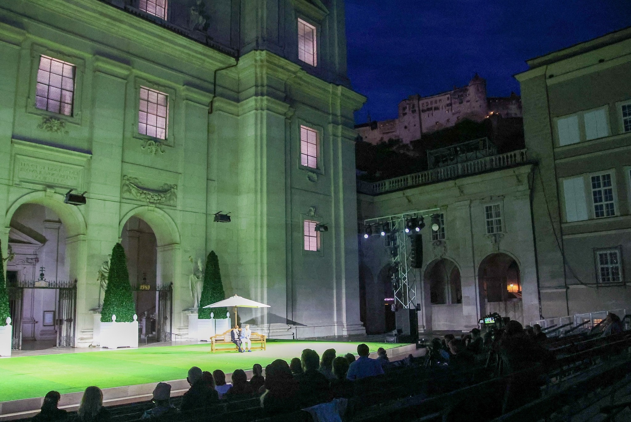 Festspiel-Premiere - Da Capo in Salzburg für das Phänomen Jedermann ...