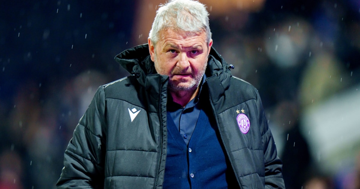 Lyna perez nude shower she has a amazing toned body with