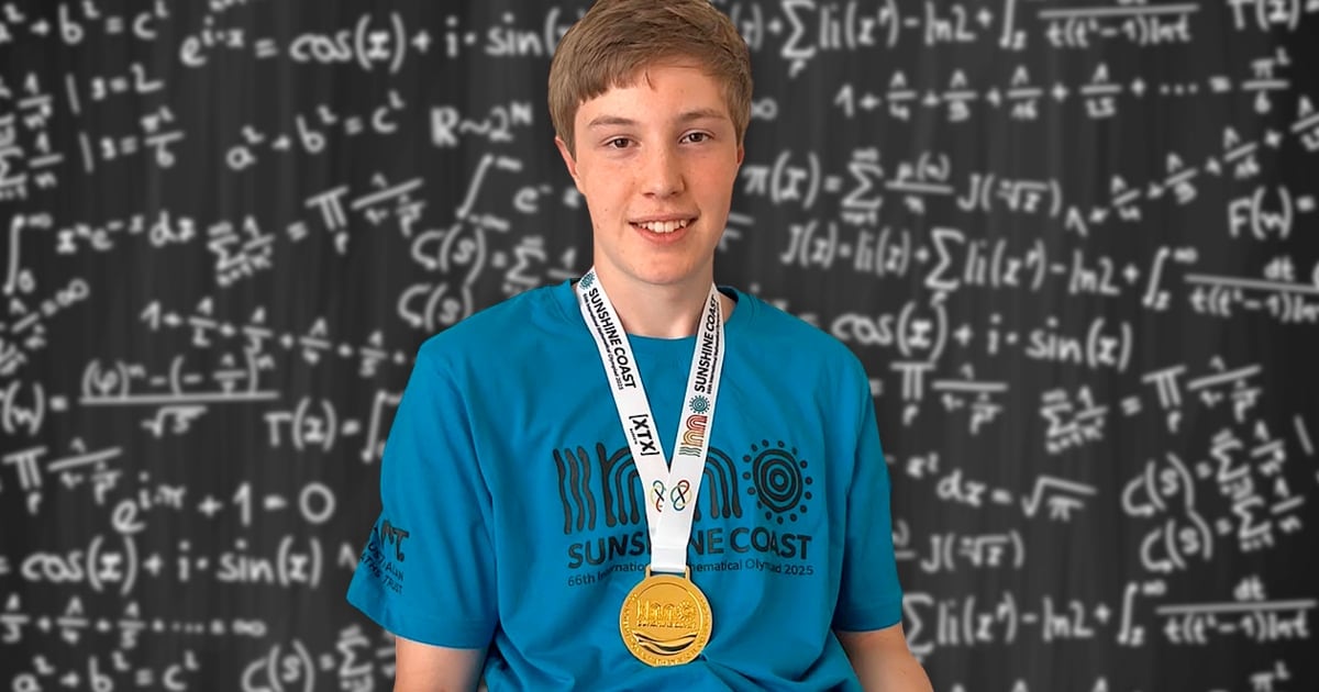 Gattouzo indonesia bokep i knocked on the door, a lovely