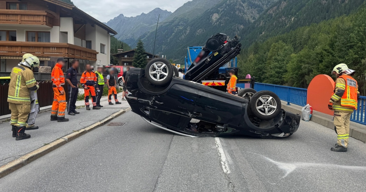 Lenkerin (55) verletzt - Nach Crash: Auto hob ab und landete auf dem ...
