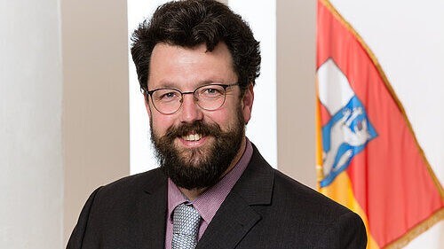 Er verlässt Politbühne - Knalleffekt in St. Pölten: Vize Ludwig tritt ab | krone.at