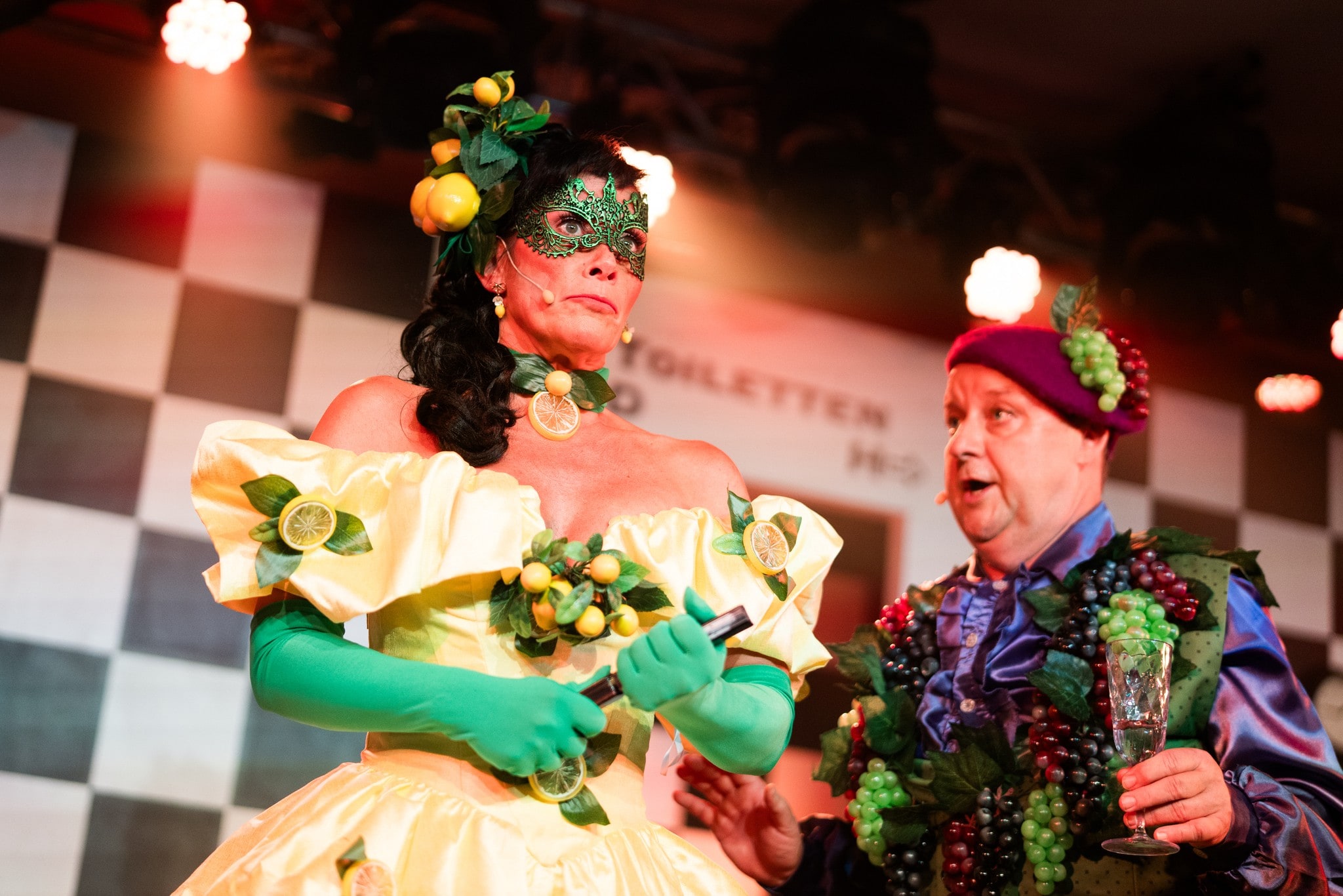 In Lack und Leder - „Kommissar Rex“-Star verblüfft mit neuer Rolle ...