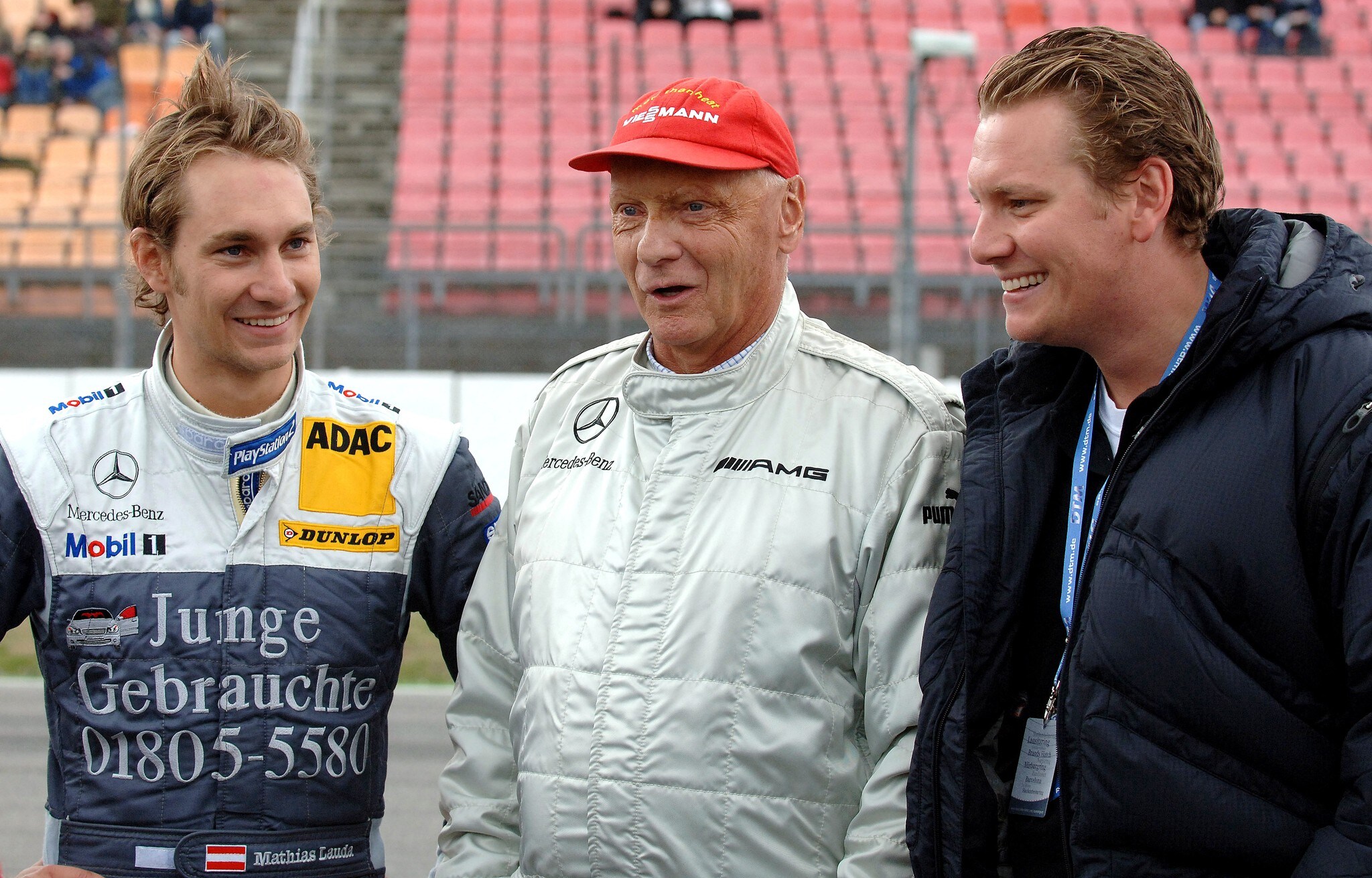 50 Jahre nach 1. Titel - Rührende Ferrari-Geste für F1-Legende Niki ...