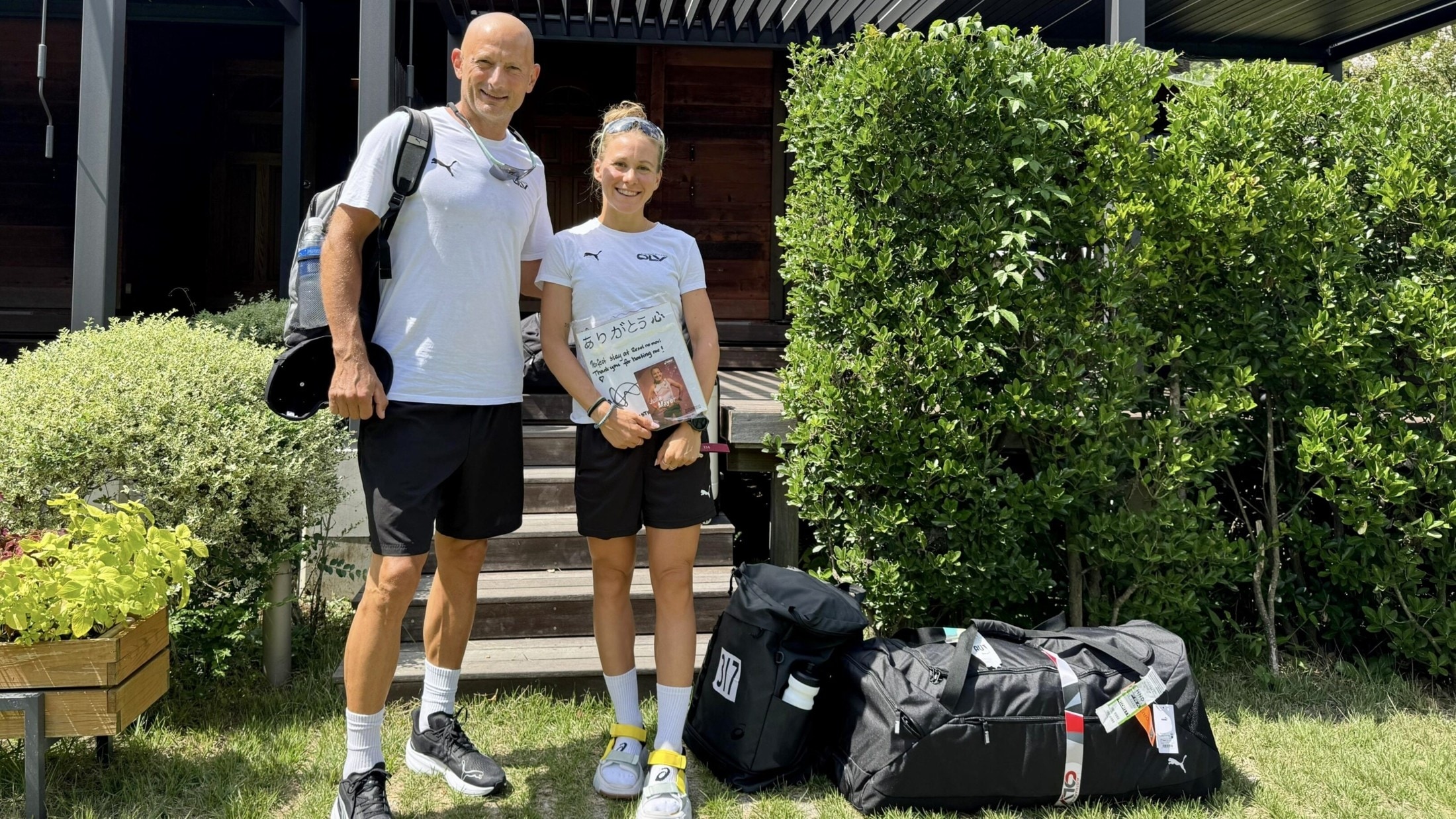 Big busted naked women the area is safe yet remotely for me