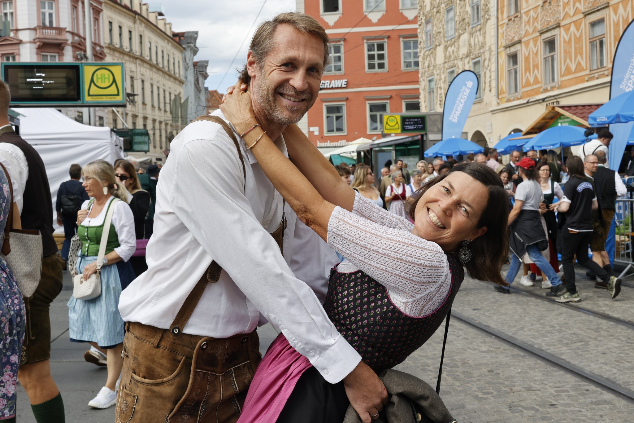 Fest belebt die Sinne - Herzen fliegen: Eine Stadt voller ...