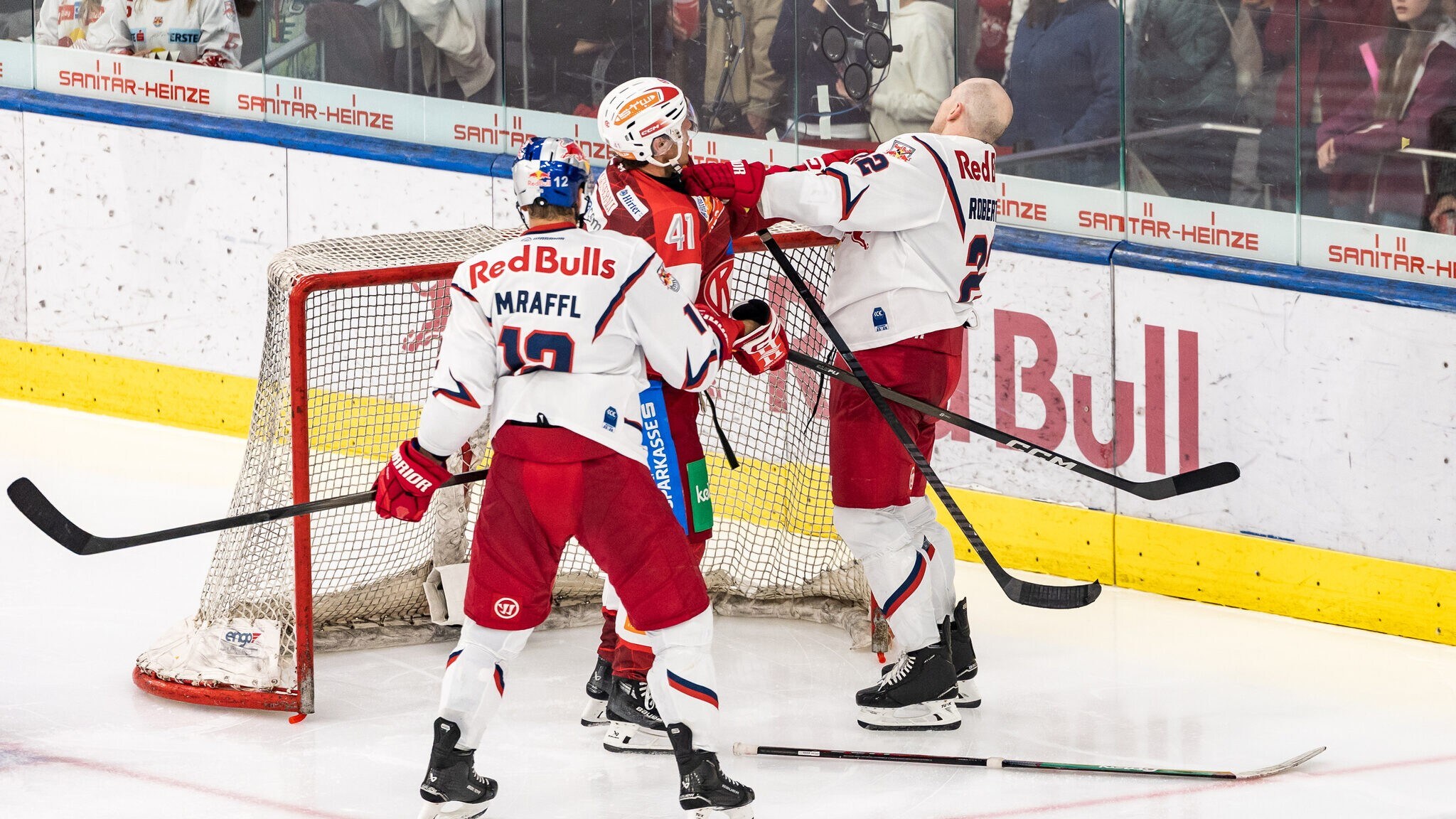 ICE Hockey League - Salzburg gewinnt Schlager gegen den KAC | krone.at