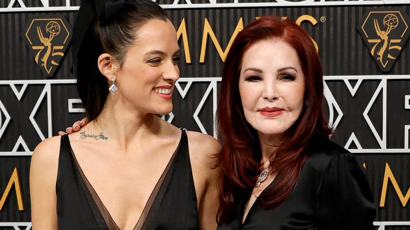 Presley überglücklich - Riley Keough wurde still und heimlich wieder ...