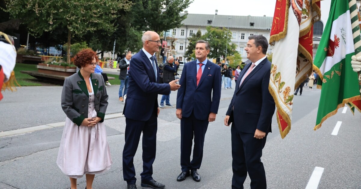 Bei Besuch in Tirol - Tourismuskommissar sagt Ja zu ...