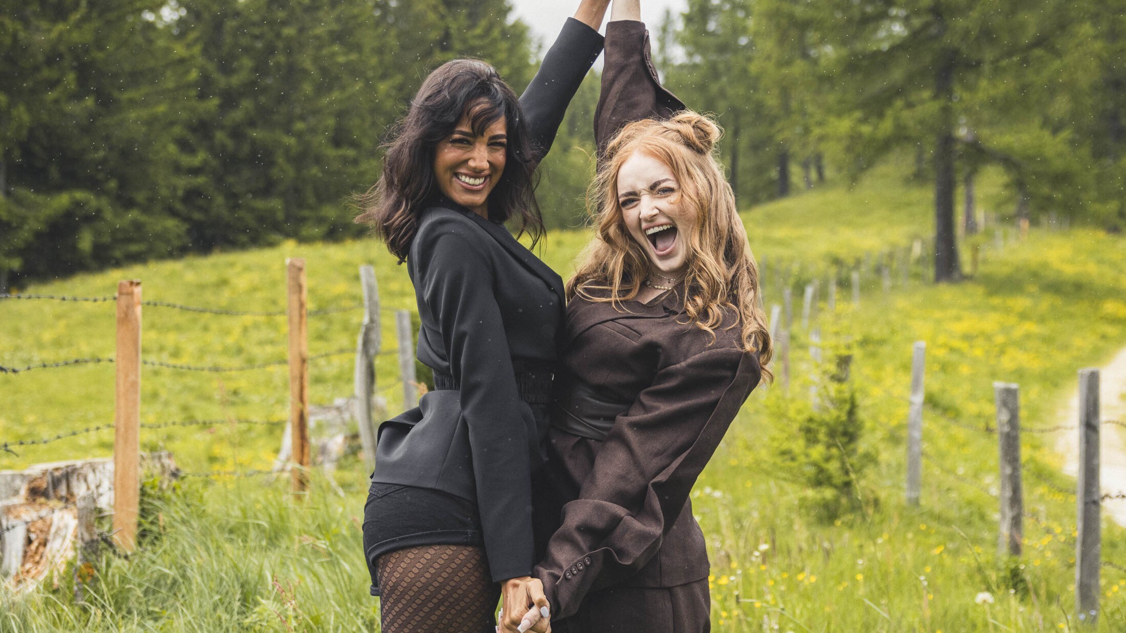 Fesch und ehrgeizig - Girlpower im Forsthaus: Zoe und Hanna wollen Sieg ...