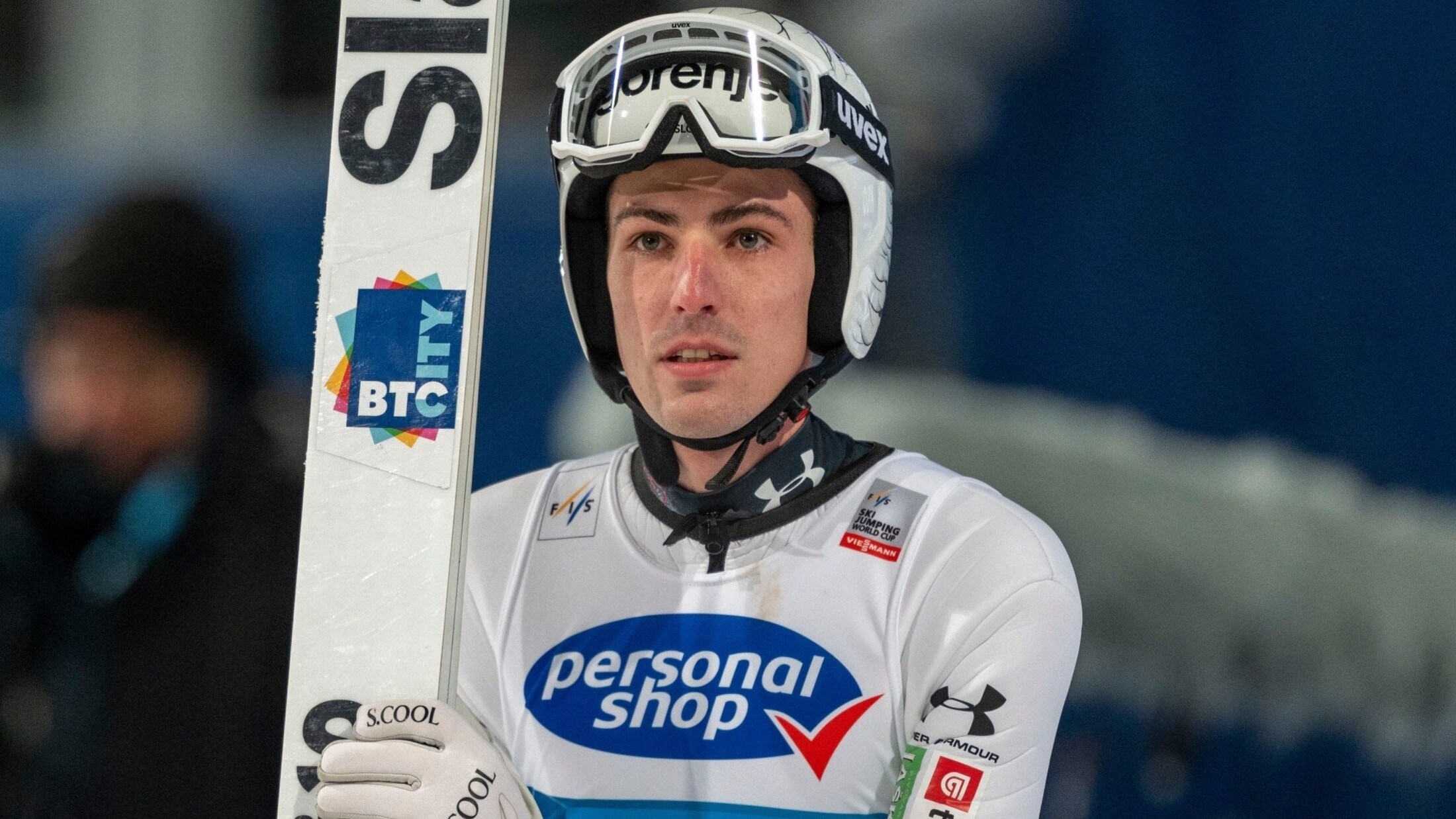 Gesamtweltcup-Sieger - Tschofenig fliegt Olympia-Winter mit neuen ...