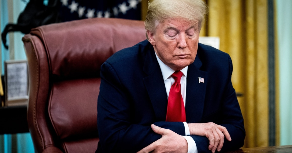„Dozy Don ist zurück“ - Trump pennt während Vortrags zu Fettleibigkeit ...
