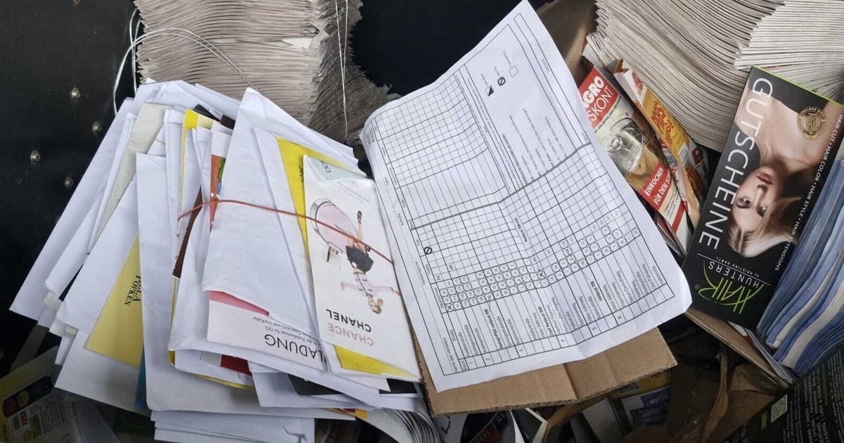 Caretaker Finds Disposed Mail - Shocking Discovery - News Directory 3