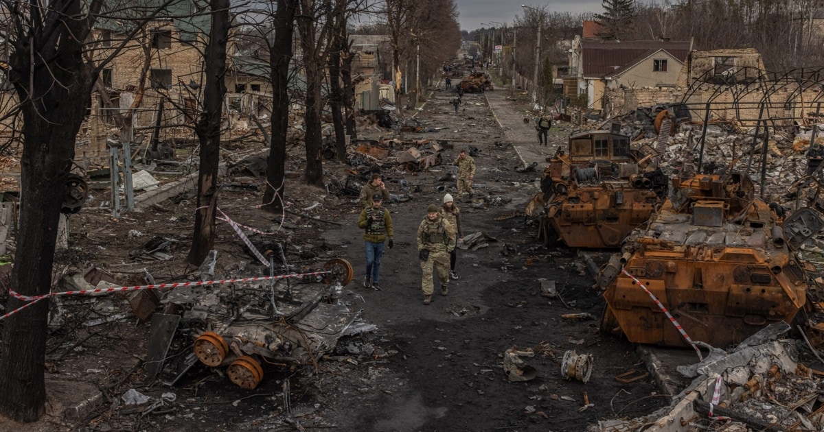 Ukrainische Ermittler: - Befehlsgeber für Butscha-Massaker ...