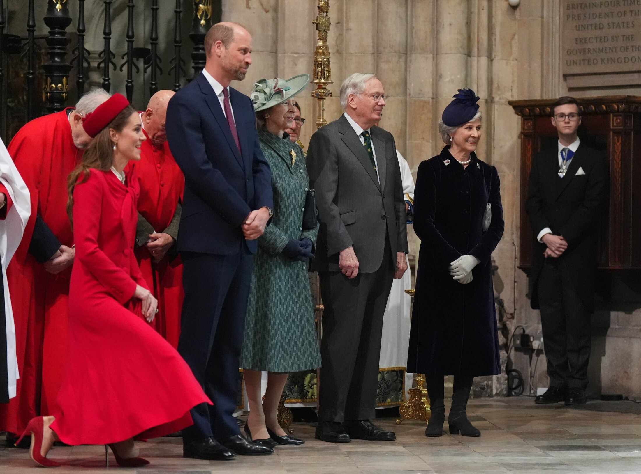 Nach BBC-Peinlichkeit - So spricht man Kate an und wer knicksen muss ...