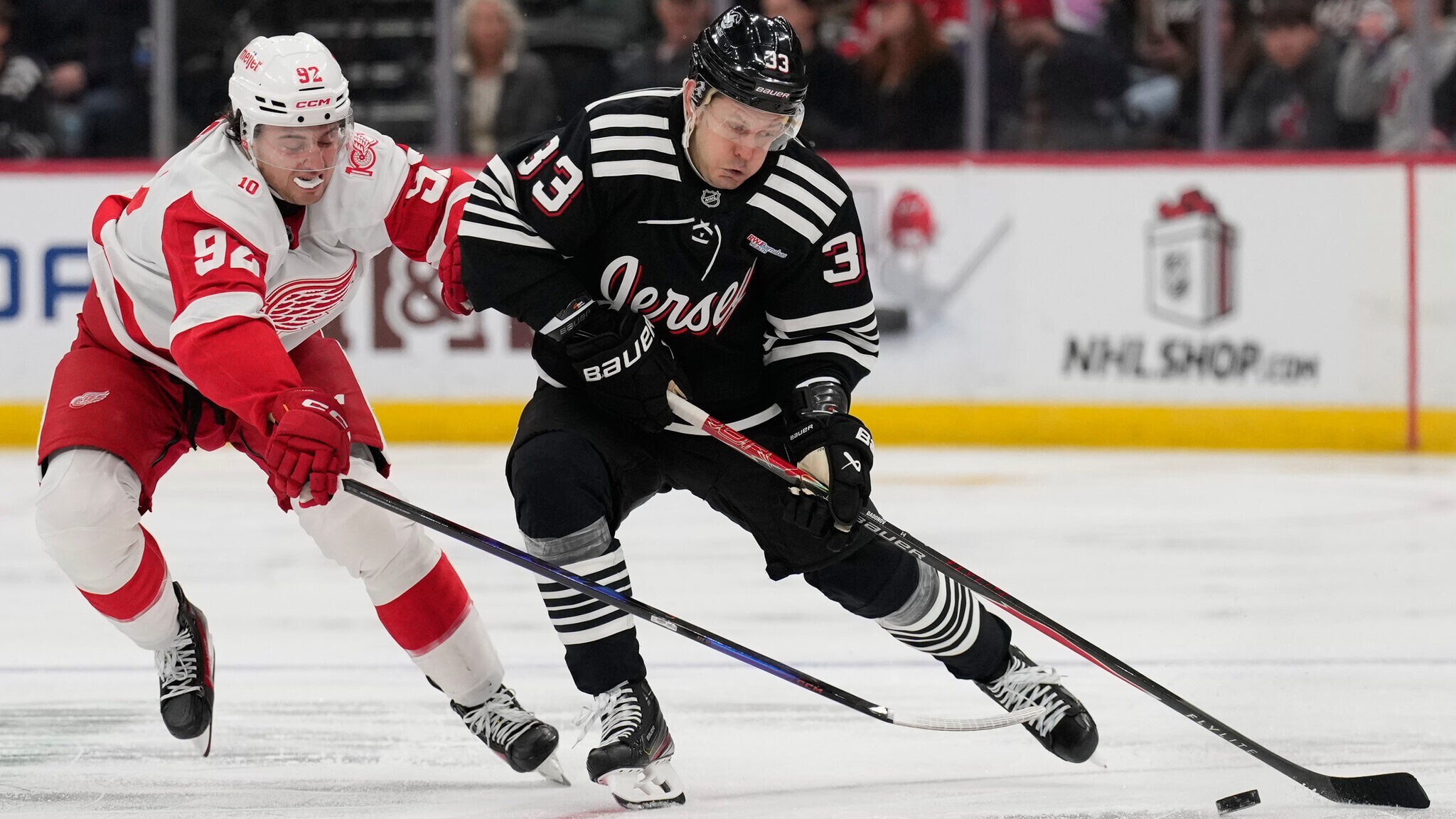 NHL - Marco Kasper verliert mit Detroit bei New Jersey | krone.at