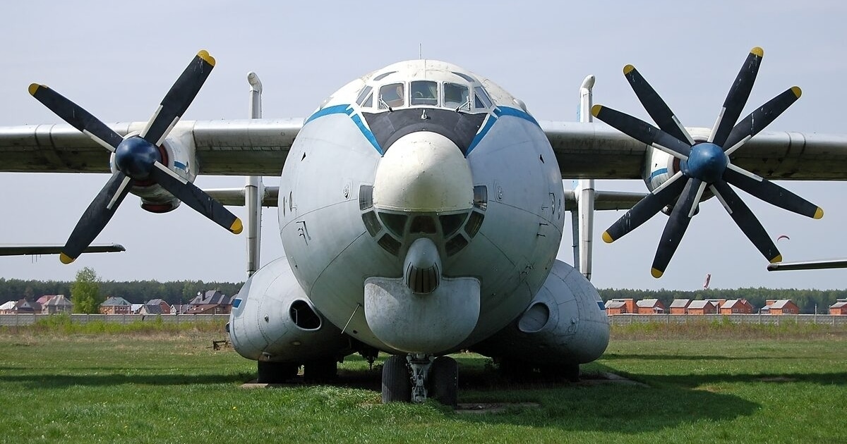 7 Insassen wohl tot - Antonow-Militärtransporter in Russland abgestürzt ...