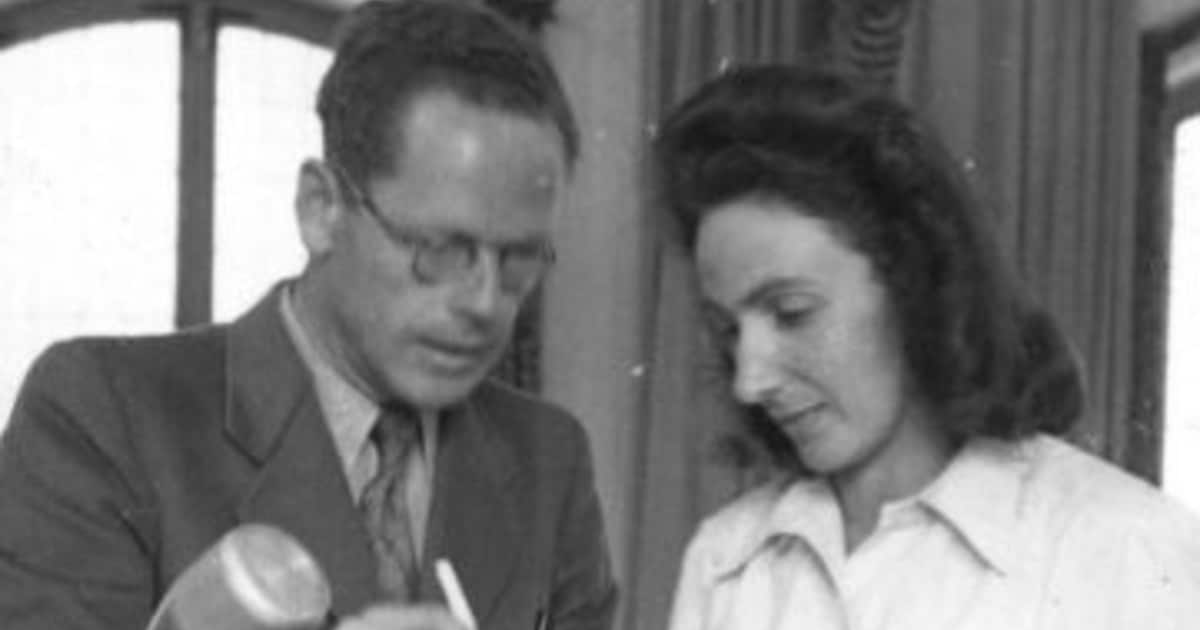 Margret Dünser - Zu Tisch beim Adel, zum Tee bei den Kennedys | krone.at