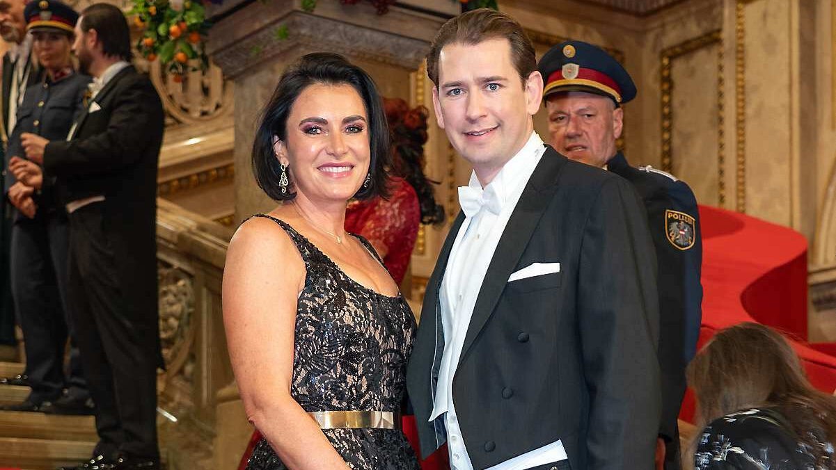 Opernball 2026 - Vom Altkanzler mutiert er zum Kaiser der Logen | krone.at