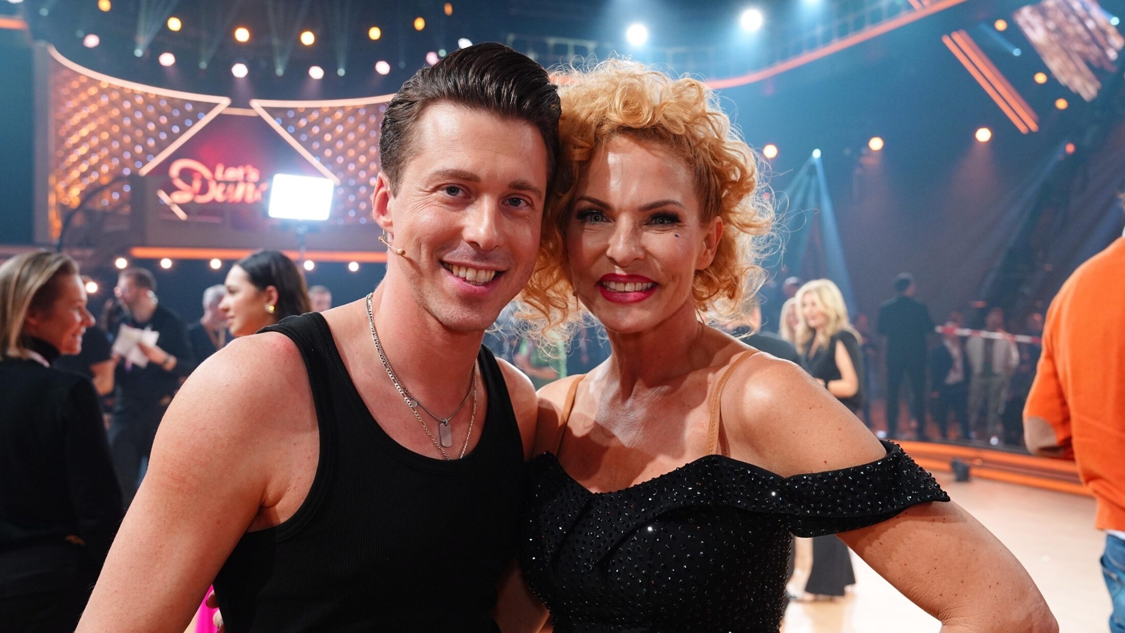 „Es ist wie es ist“ - „Let’s Dance“-Schock: Sonya Kraus ist raus ...