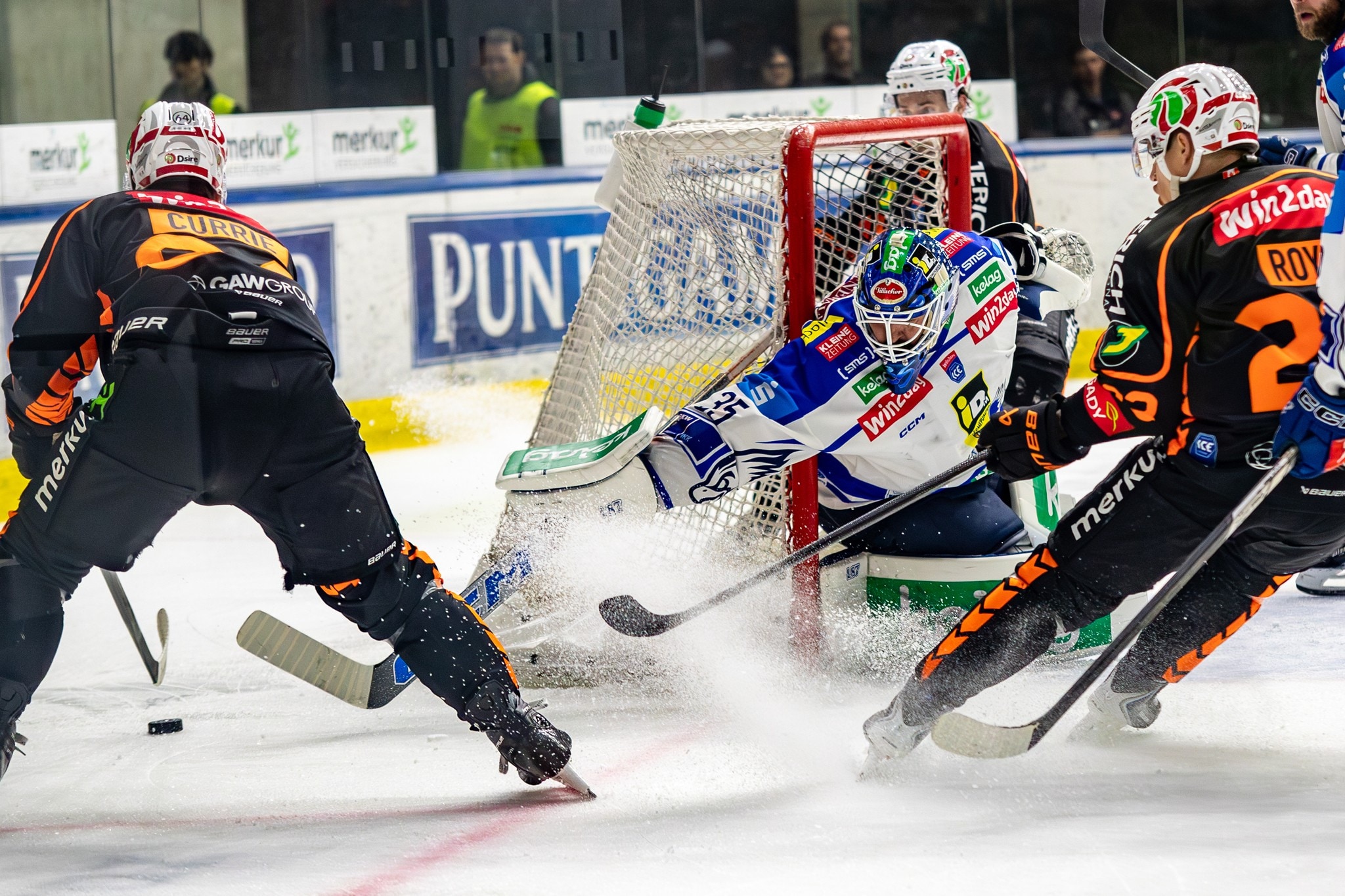 Vor Halbfinal-Einzug - 99ers ließen es krachen – Matchpucks liegen ...