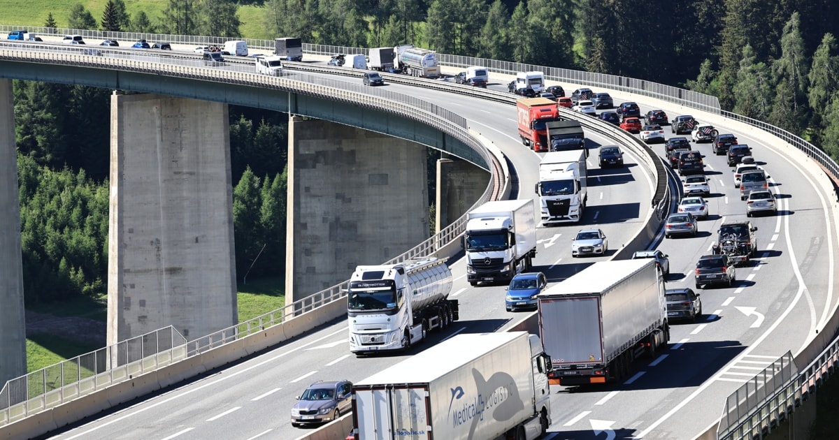Sperre am Samstag - Verkehrslawine hat Pause: So läuft Brenner-Demo ...