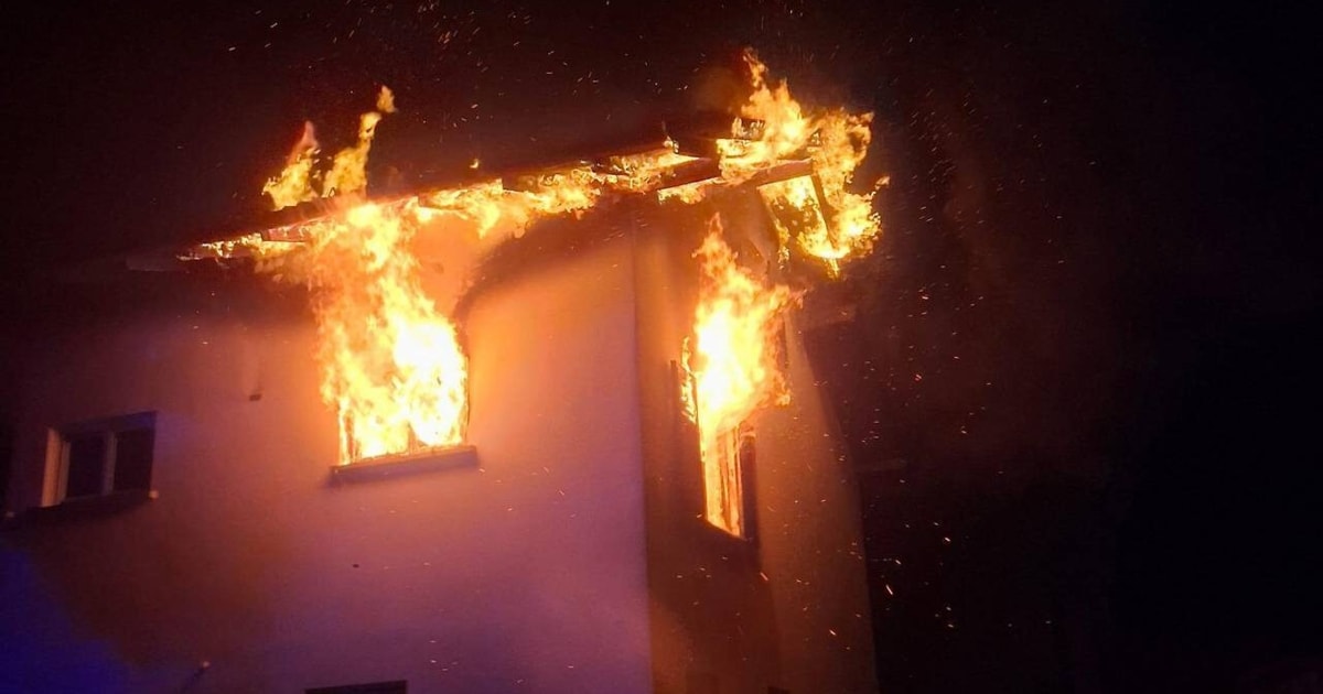 Großeinsatz - Frau bei Wohnungsbrand in Dornbirn verletzt | krone.at